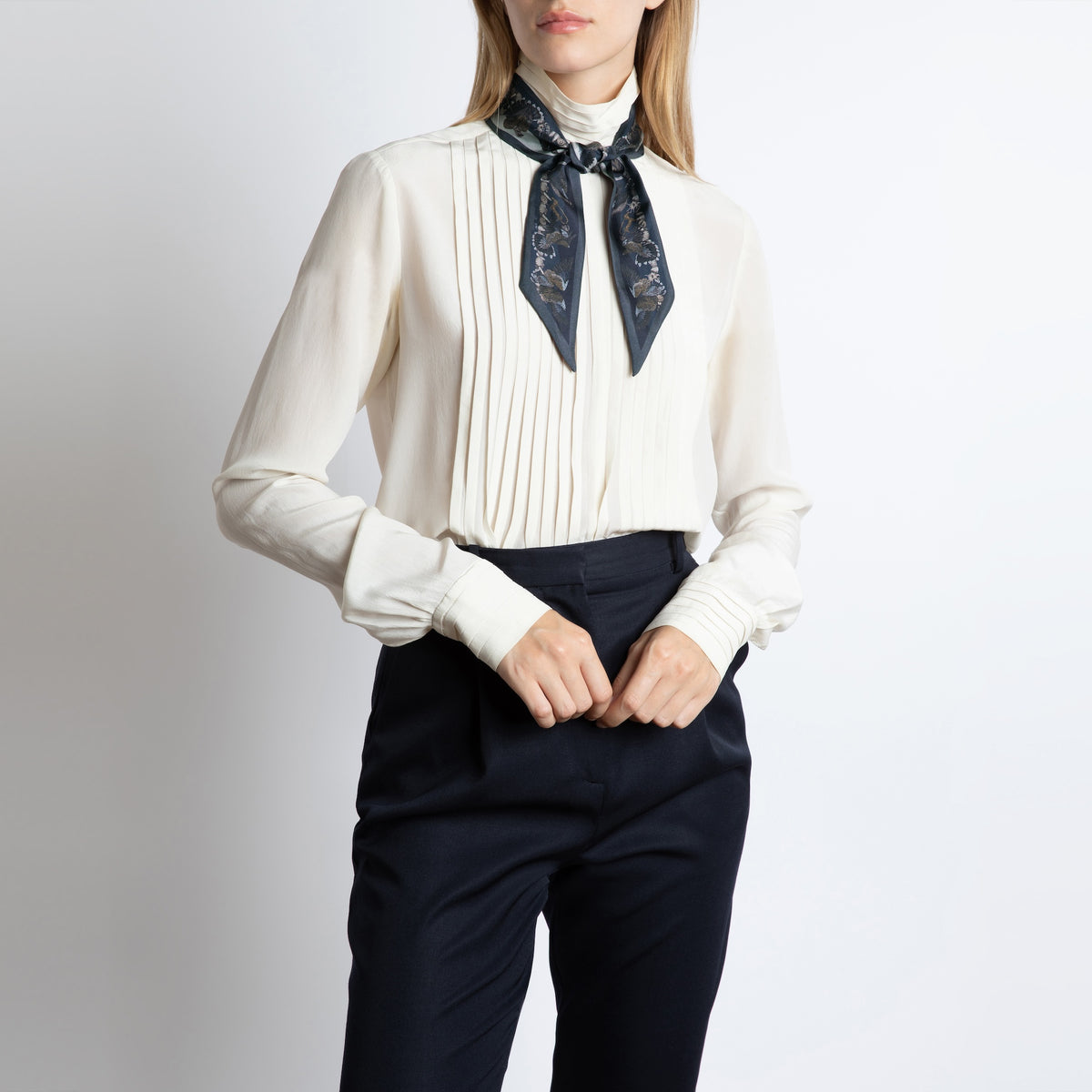 Cave Canem Silk Ribbon Small – Sabina Savage